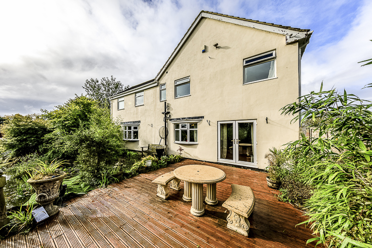 Residential – Tony Shawcross